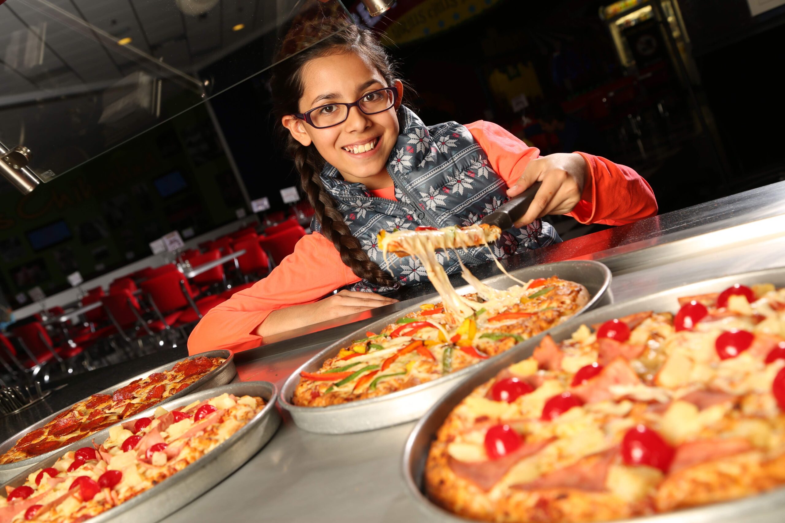 America’s Incredible Pizza Enters the Delivery Game, Starting in ...
